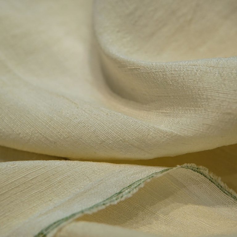 Lụa Twill (Nguồn: Đồng phục bốn mùa).